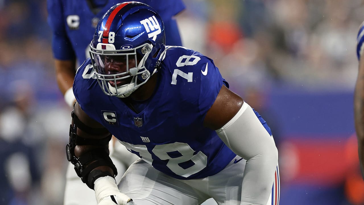 OT Andrew Thomas (knee) re-enters the game