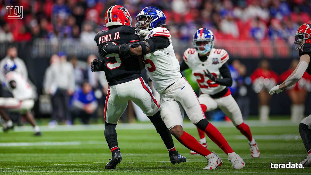 Game Photos: Giants vs. Falcons Week 16