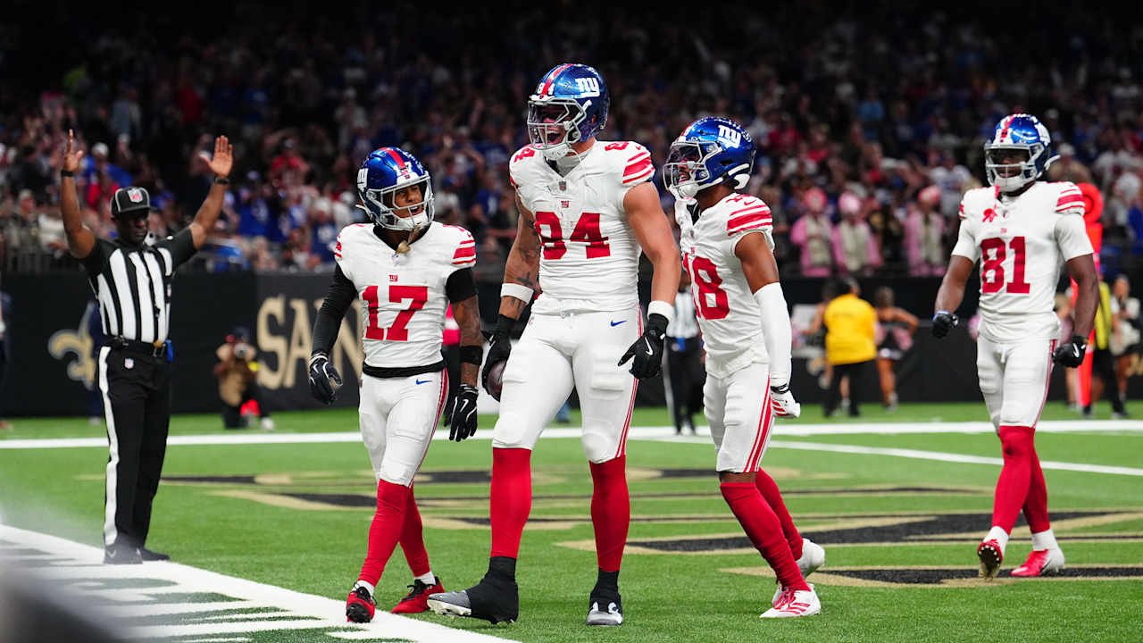 Jaxson Dart hits Theo Johnson for his second TD | Giants vs. Saints ...