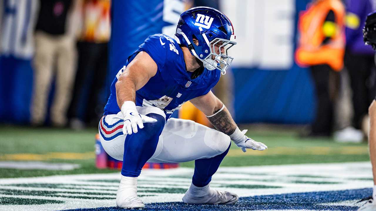 Cam Skattebo leaps to goal line for touchdown | Giants vs Chiefs Highlights