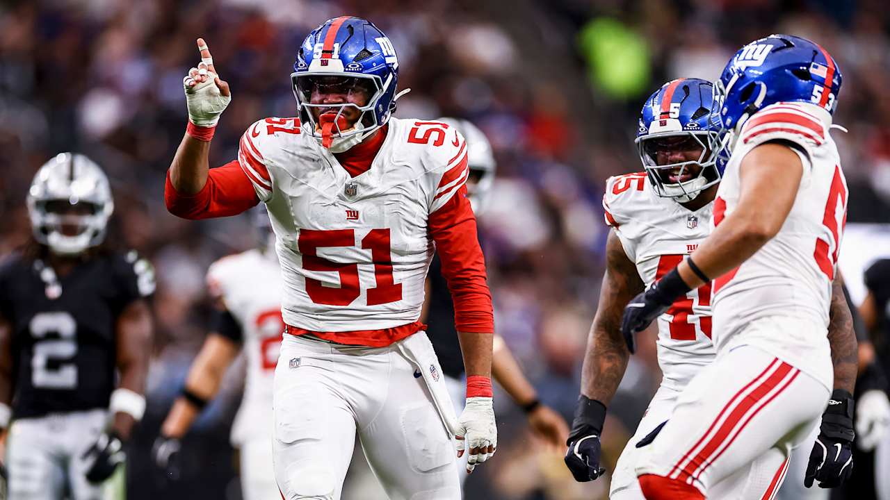 Abdul Carter gets into backfield for TFL | Giants vs. Raiders Highlights