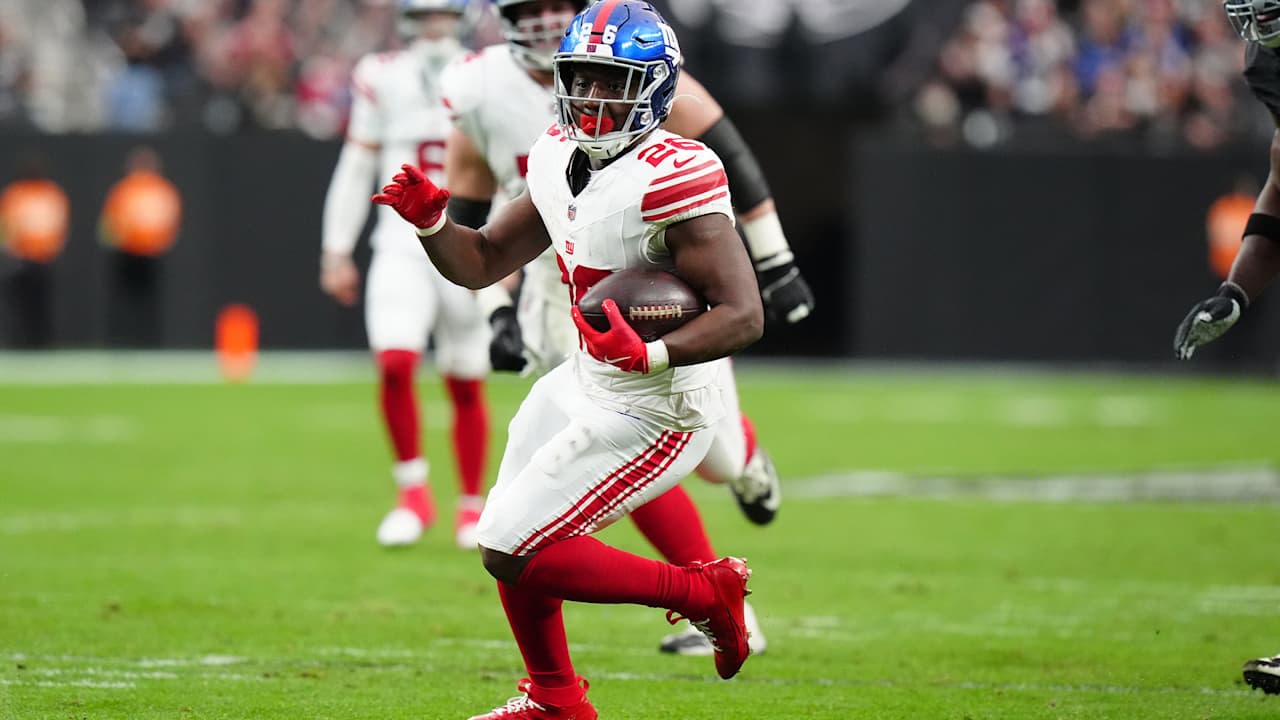 Devin Singletary Gets Loose For 29 Yard Gain Giants Vs Raiders