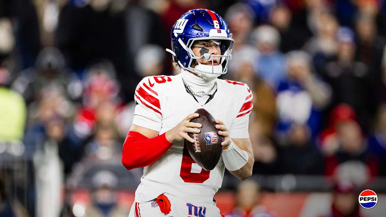 Week 17 Tracker: Latest news, notes & roster moves