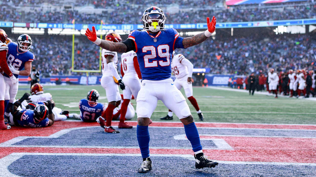 Tyrone Tracy Jr. gets into the endzone | Giants vs. Commanders Highlights