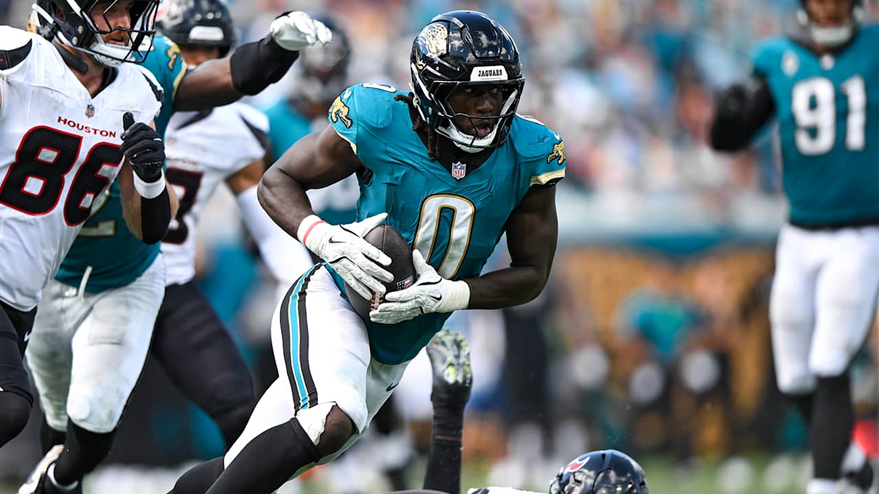 HIGHLIGHT | Devin Lloyd Fumble Recovery | Week 3 Texans vs. Jaguars - September 21st, 2025 [VIDEO]