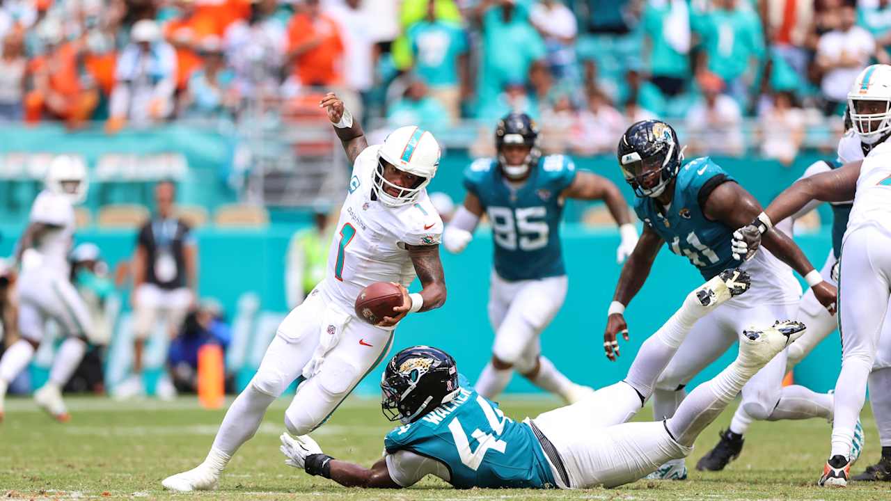 Highlight: Travon Walker Sacks Tua Tagovailoa in Week One