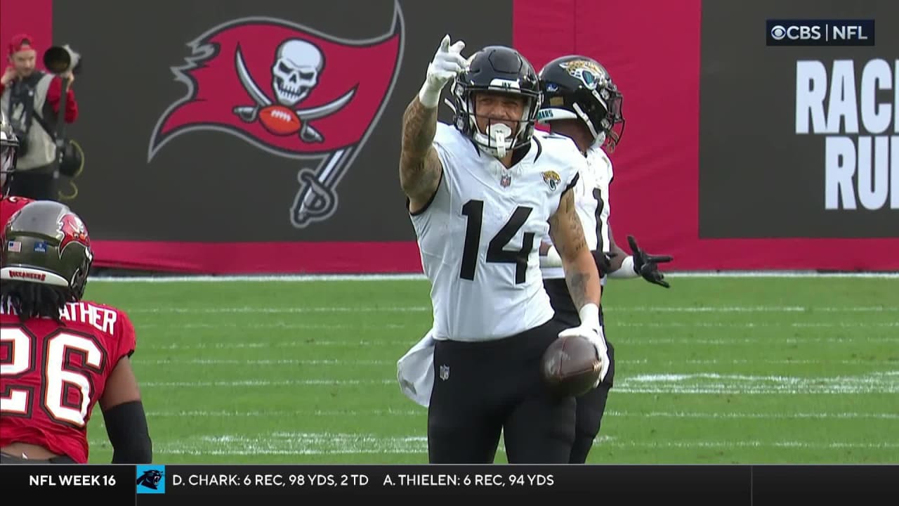 Elijah Cooks' First NFL Catch Goes for 23-Yard Pickup vs. Bucs