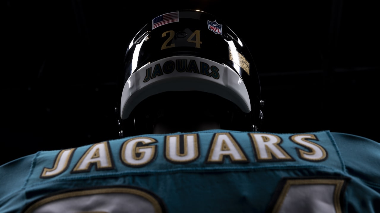 PHOTOS | All in the Details: Jaguars Prowler Throwbacks