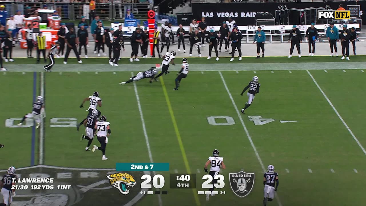 HIGHLIGHT | Tim Jones 15-Yard Catch | Week 9 Jaguars vs. Raiders ...