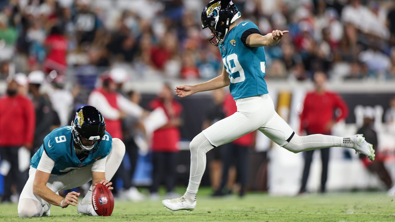 HIGHLIGHT: Cam Little Field Goal to Extend Jaguars' Lead 10-7 vs. Buccaneers [VIDEO]