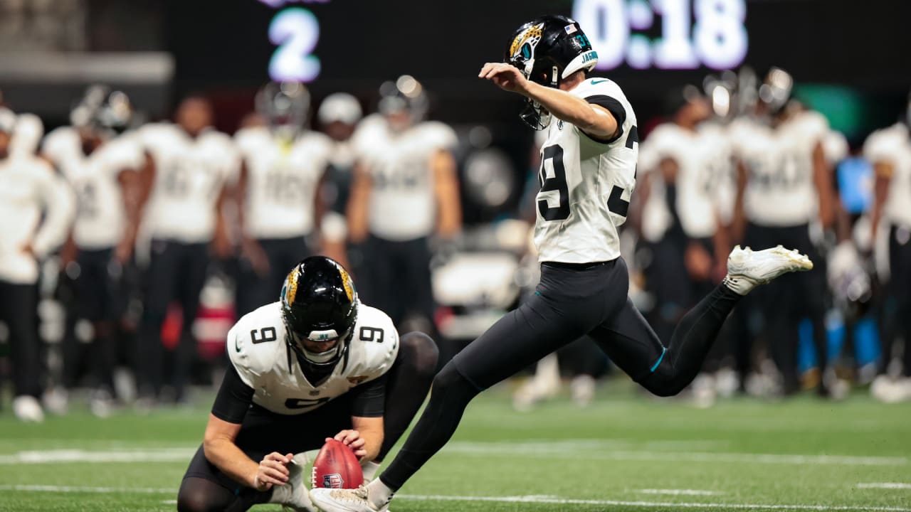 HIGHLIGHTS: Cam Little Nails It From 40 Yards