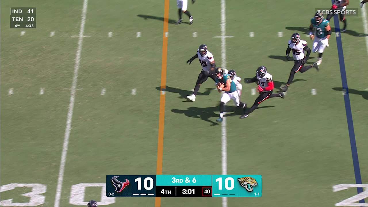 HIGHLIGHT | Trevor Lawrence 10-Yard Scramble | Week 3 Texans vs. Jaguars - September 21st, 2025 ...