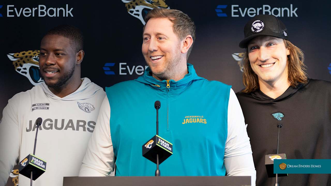 HC Liam Coen, LB Foye Oluokun & QB Trevor Lawrence Press Conference | 2025 Offseason Program