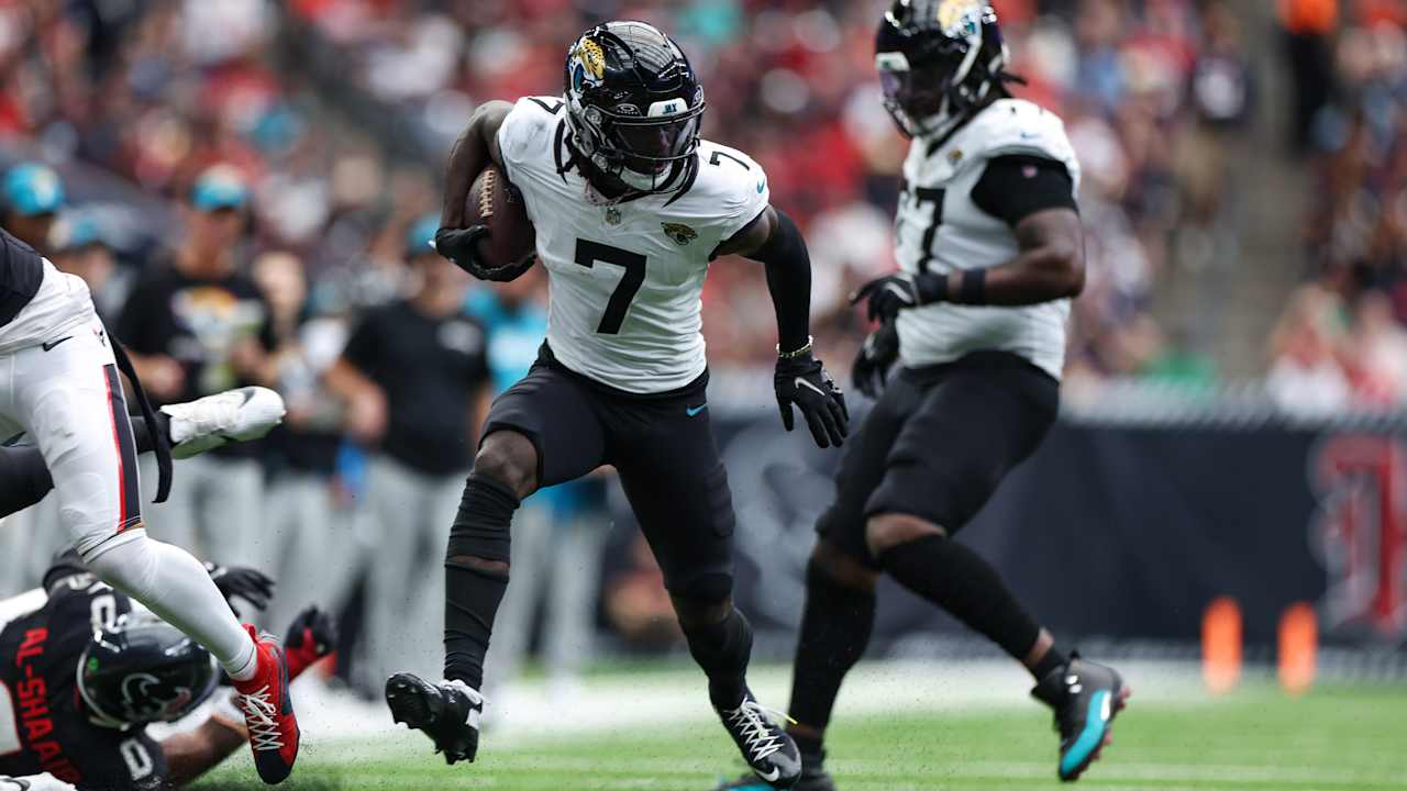 HIGHLIGHT | Thomas Jr. Takes a Run | Week 4 Jaguars vs. Texans [VIDEO]