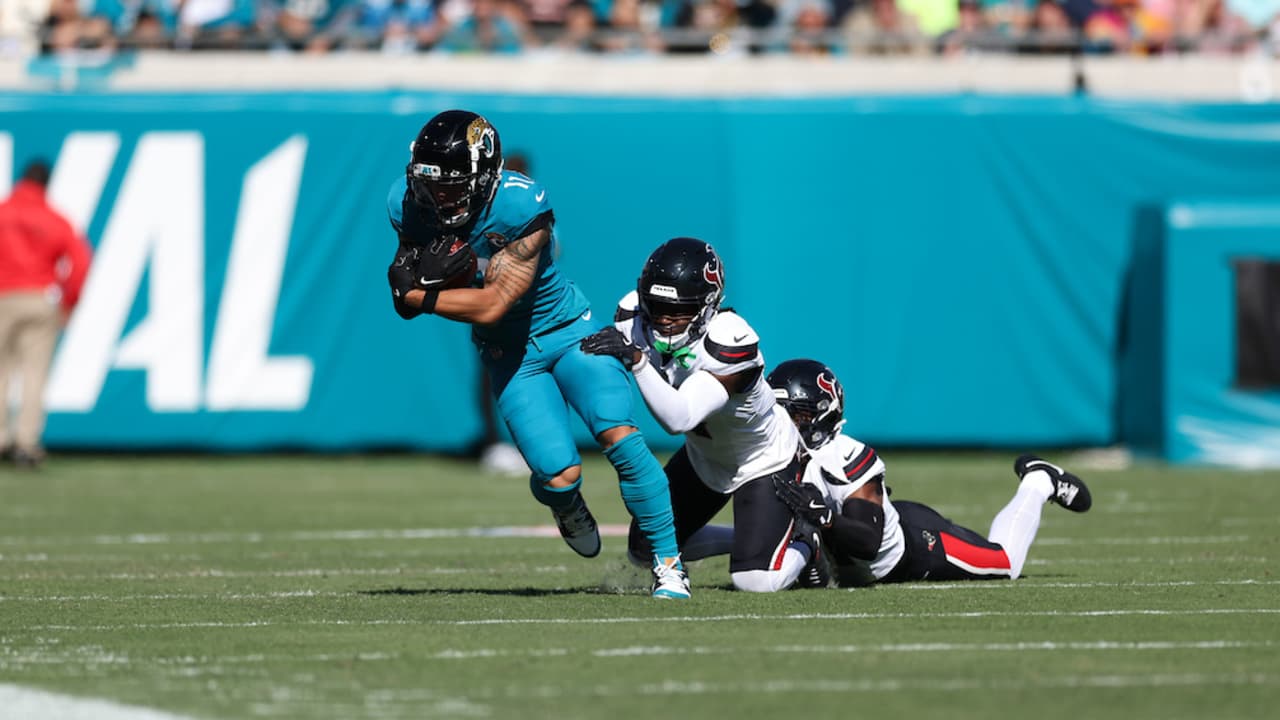 HIGHLIGHT | Washington 30-Yard Catch | Week 13 Texans vs. Jaguars - December 1st, 2024 [VIDEO]