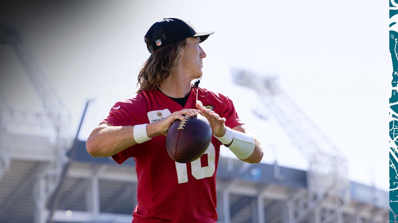 Jaguars' Trevor Lawrence Commends Jakobi Meyers' Seamless Fit With the ...