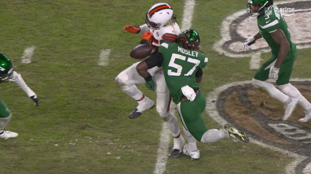 Highlight | C.J. Mosley Lowers Shoulder for Big Hit, Forced Fumble ...