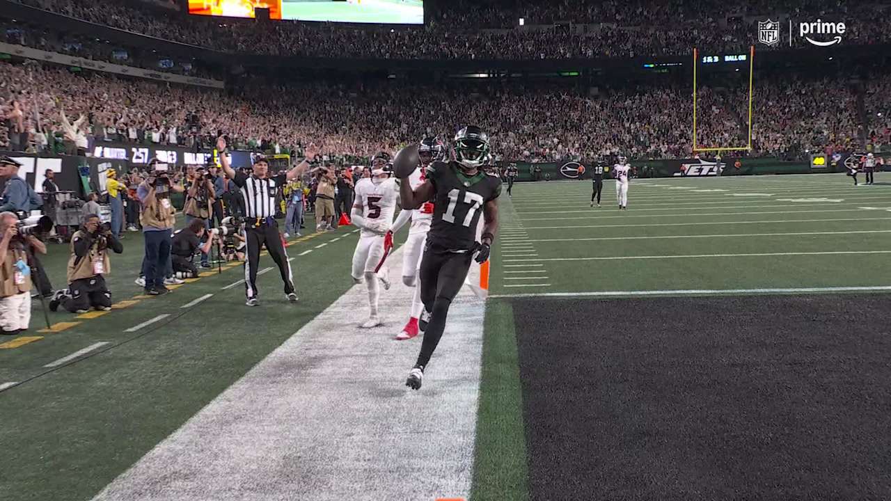 Highlight | Davante Adams Catches a 37-Yard Pass for his First TD as a Jet