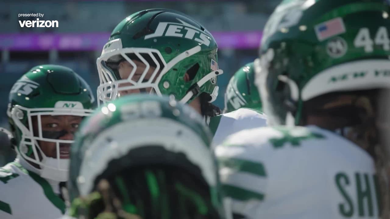 Inside the Team Huddle Before Jets at Jaguars in Week 15