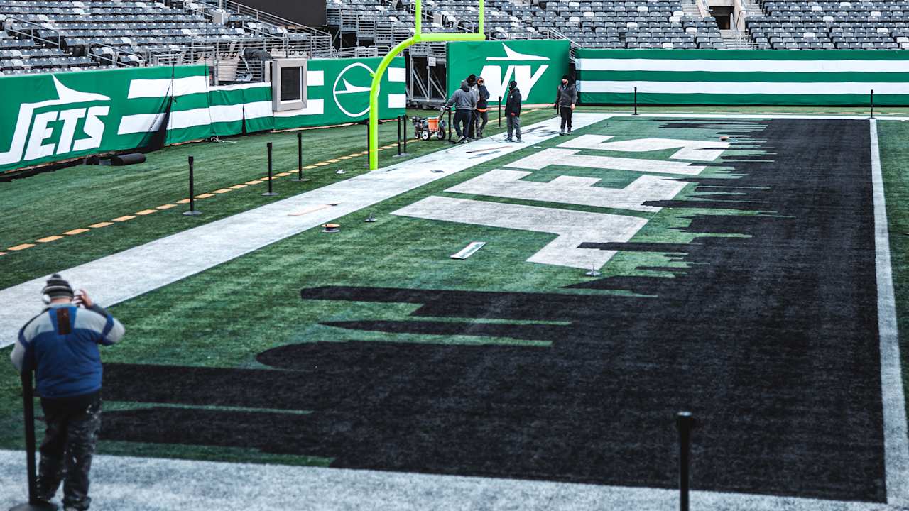Gallery | First Look at the End Zone Paint for Rivalries Game vs. Miami