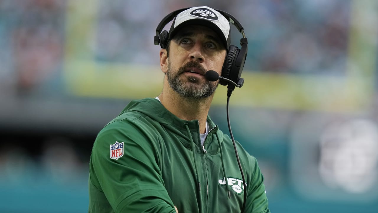 Jets Head Coach Robert Saleh Says No Discussion on Aaron Rodgers ...