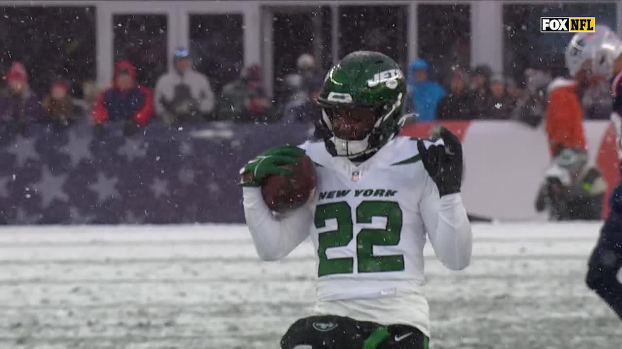 Highlight | Tony Adams Picks Off QB Bailey Zappe