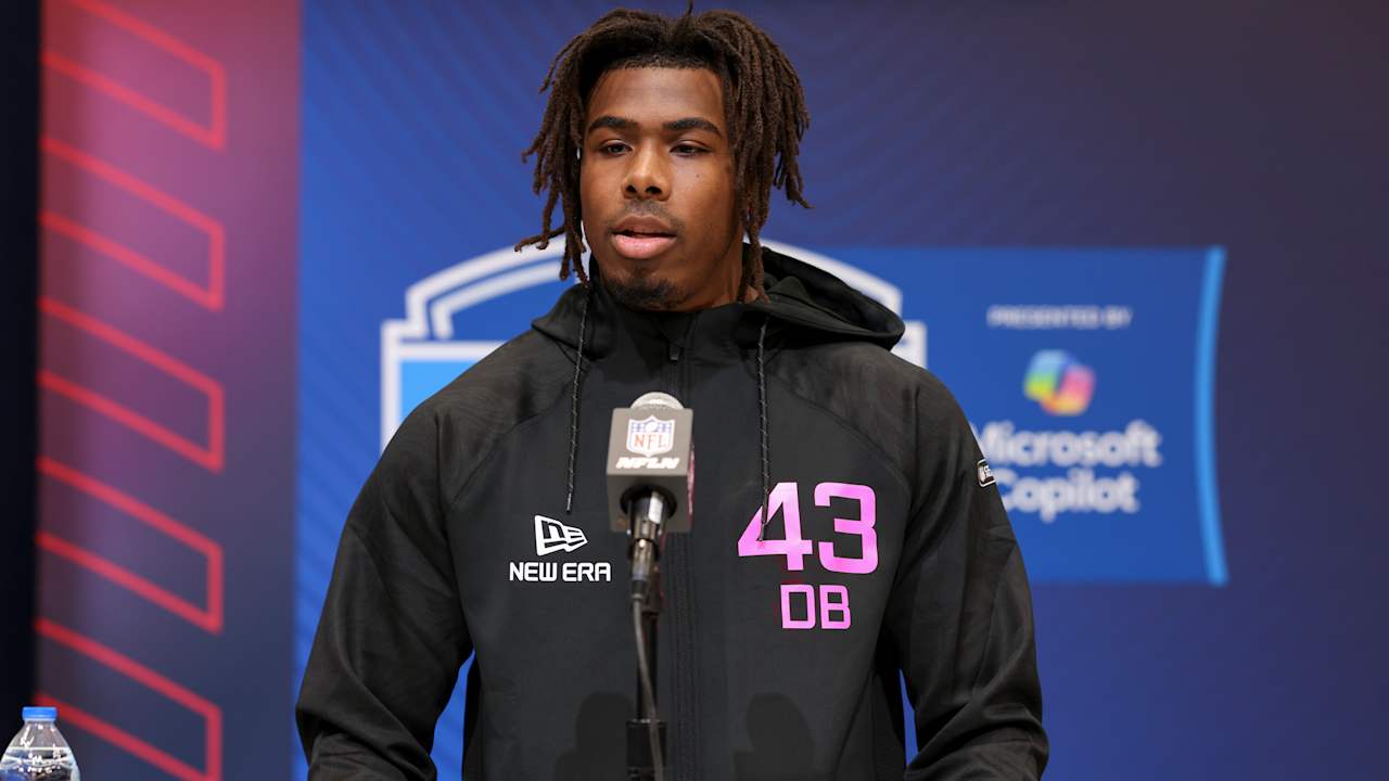 Clemson Safety R.J. Mickens Thinks It Would Be ‘Really Cool’ to Follow ...