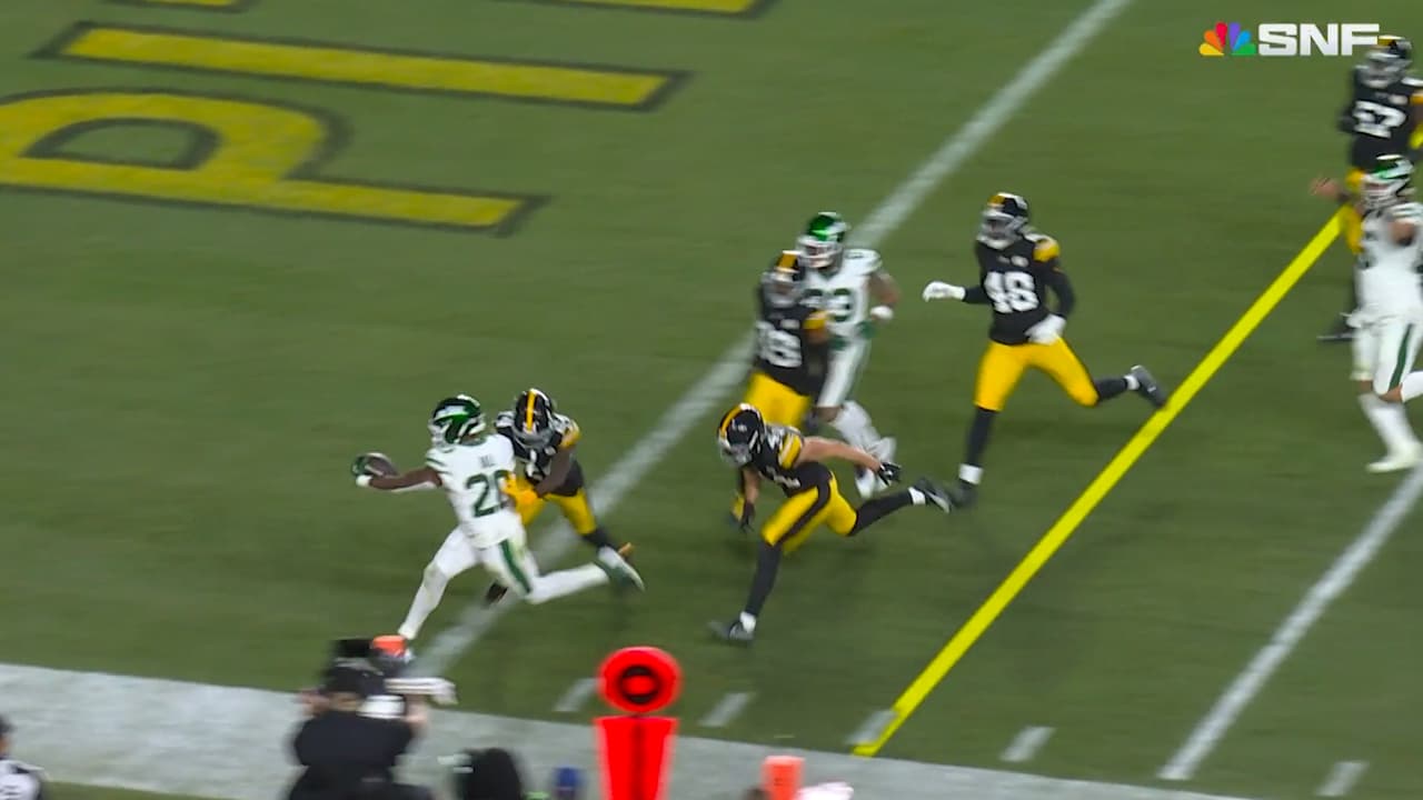 Highlight | Breece Hall Rushes for a 13-Yard Touchdown