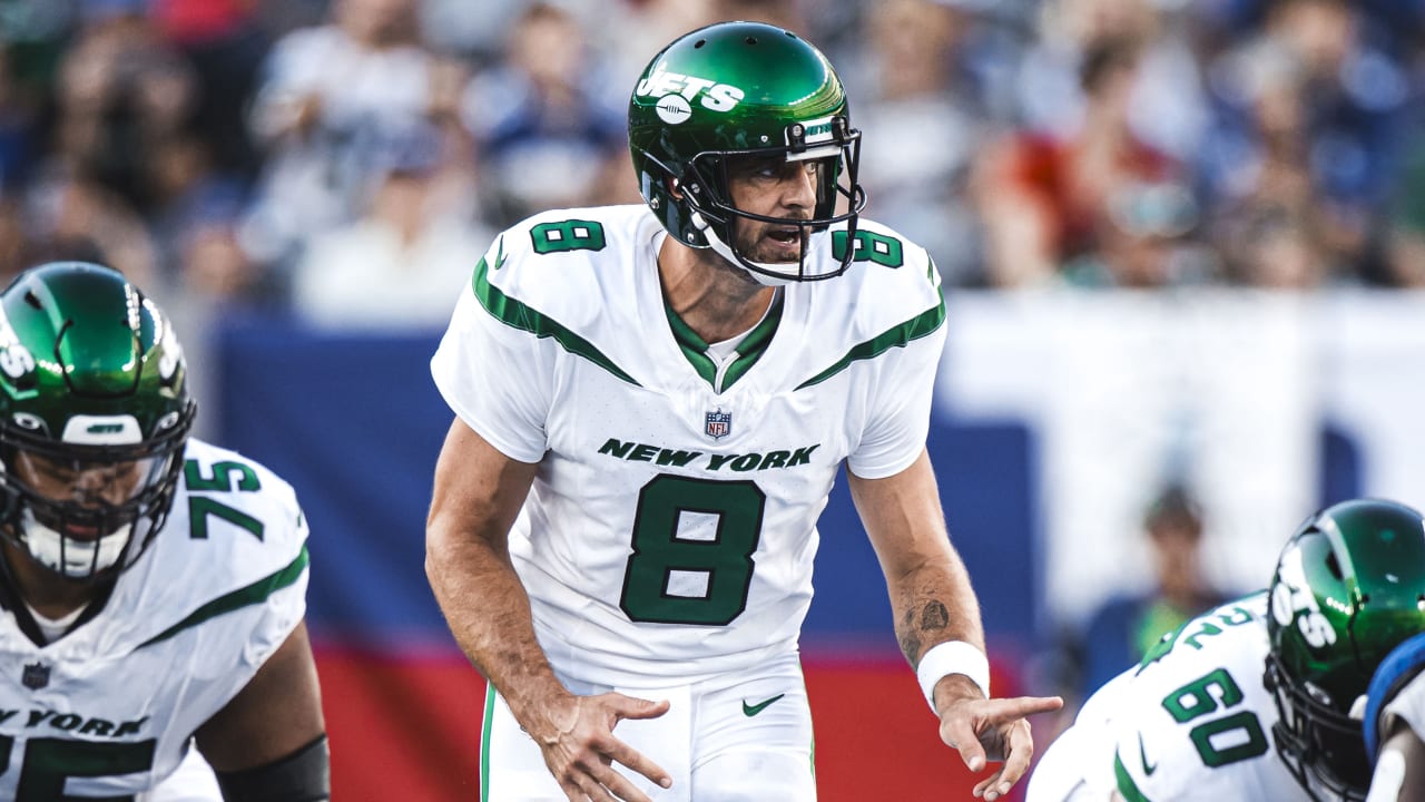 What Do NFL Analysts Expect from Aaron Rodgers in 2024?