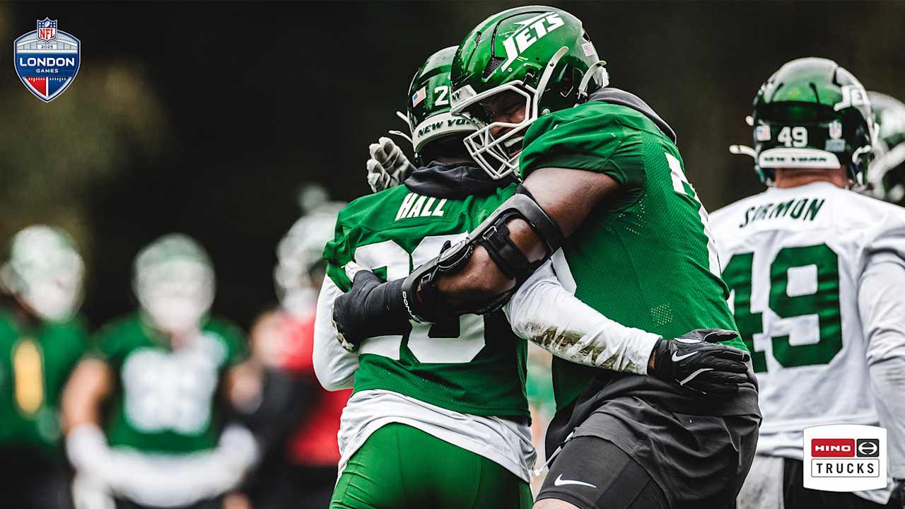 Gallery | Jets Complete Final Practice From London