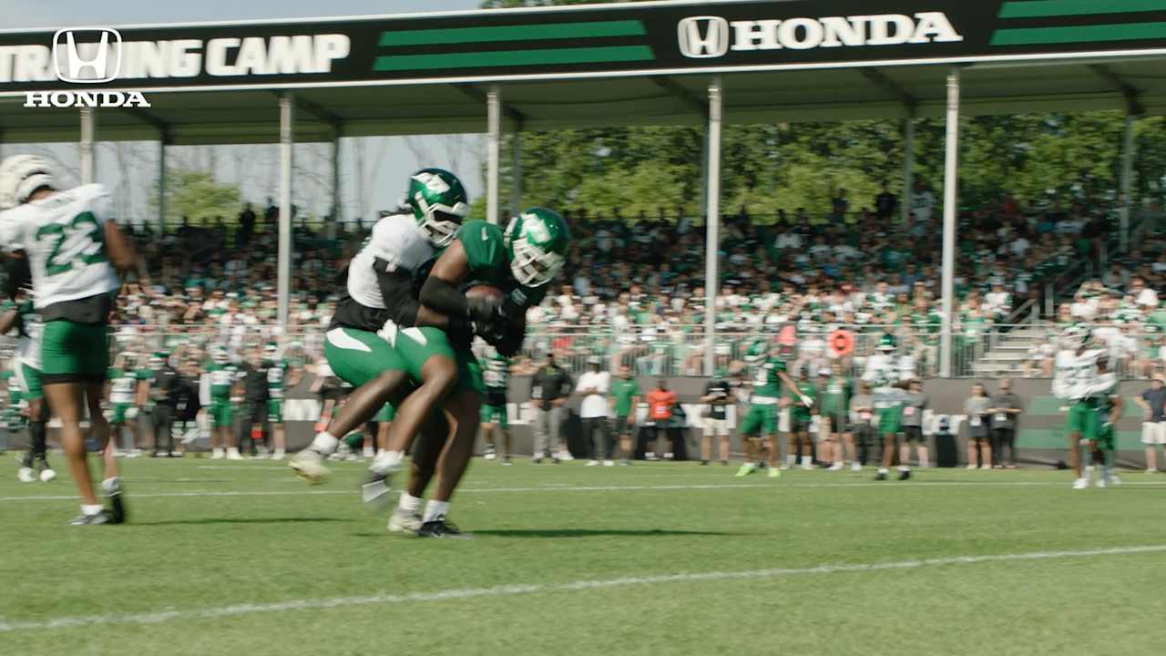 Green & White Highlight | Tyrod Taylor Finds Stone Smartt With Perfect ...