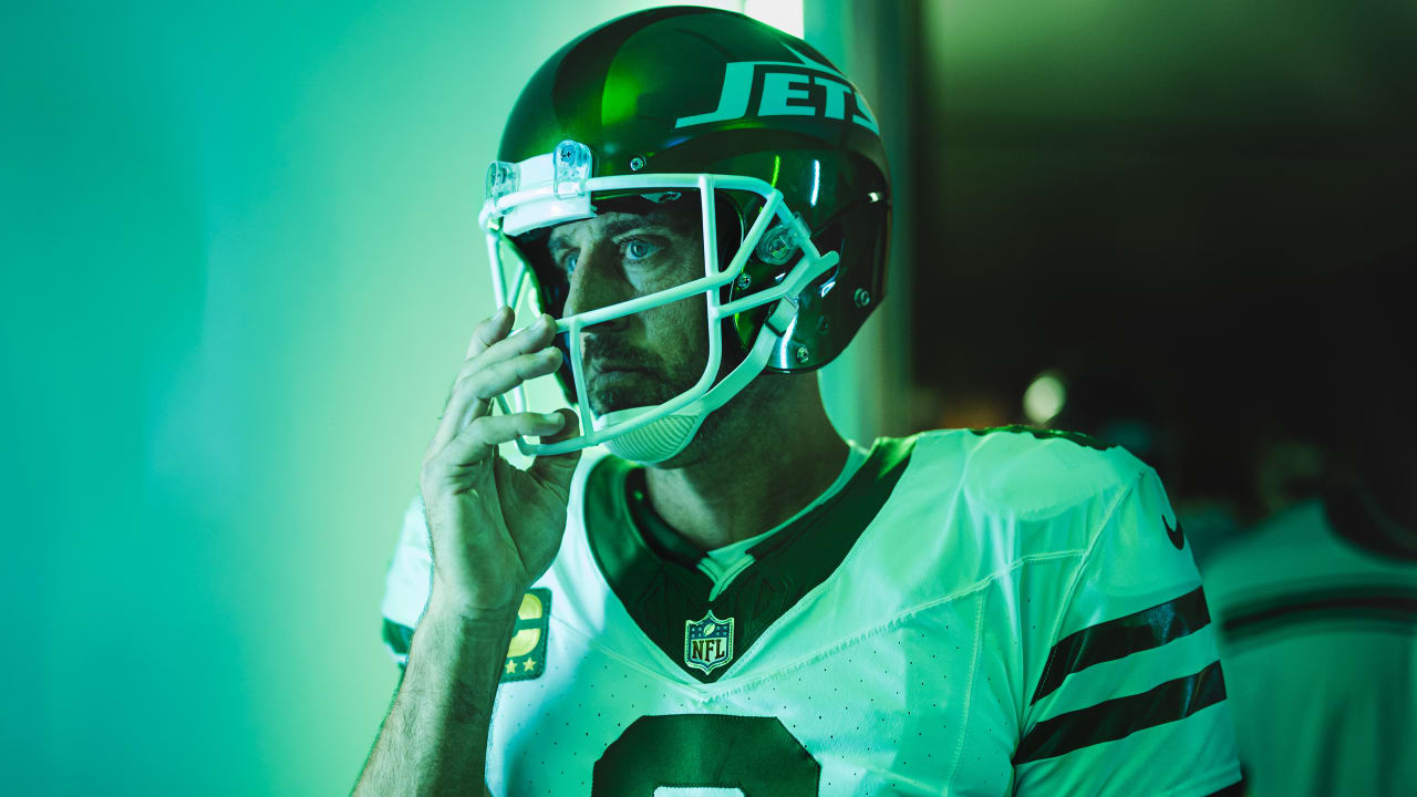 Jets Notebook | Aaron Rodgers Is the Quarterback 'Who Can Be the System'