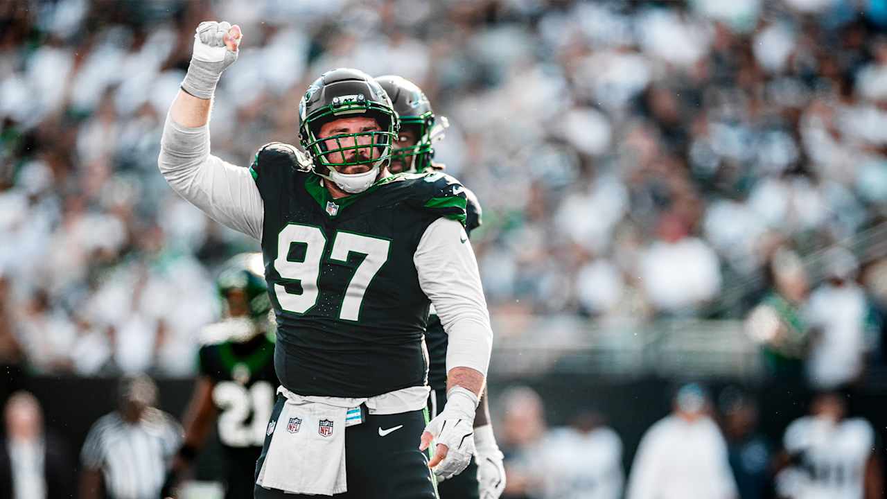 Jets DL Harrison Phillips on HC Aaron Glenn: ‘You Can Feel His Passion’