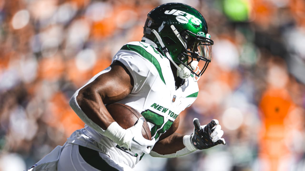 Gallery | Best Photos of Breece Hall During his Second Season with the Jets