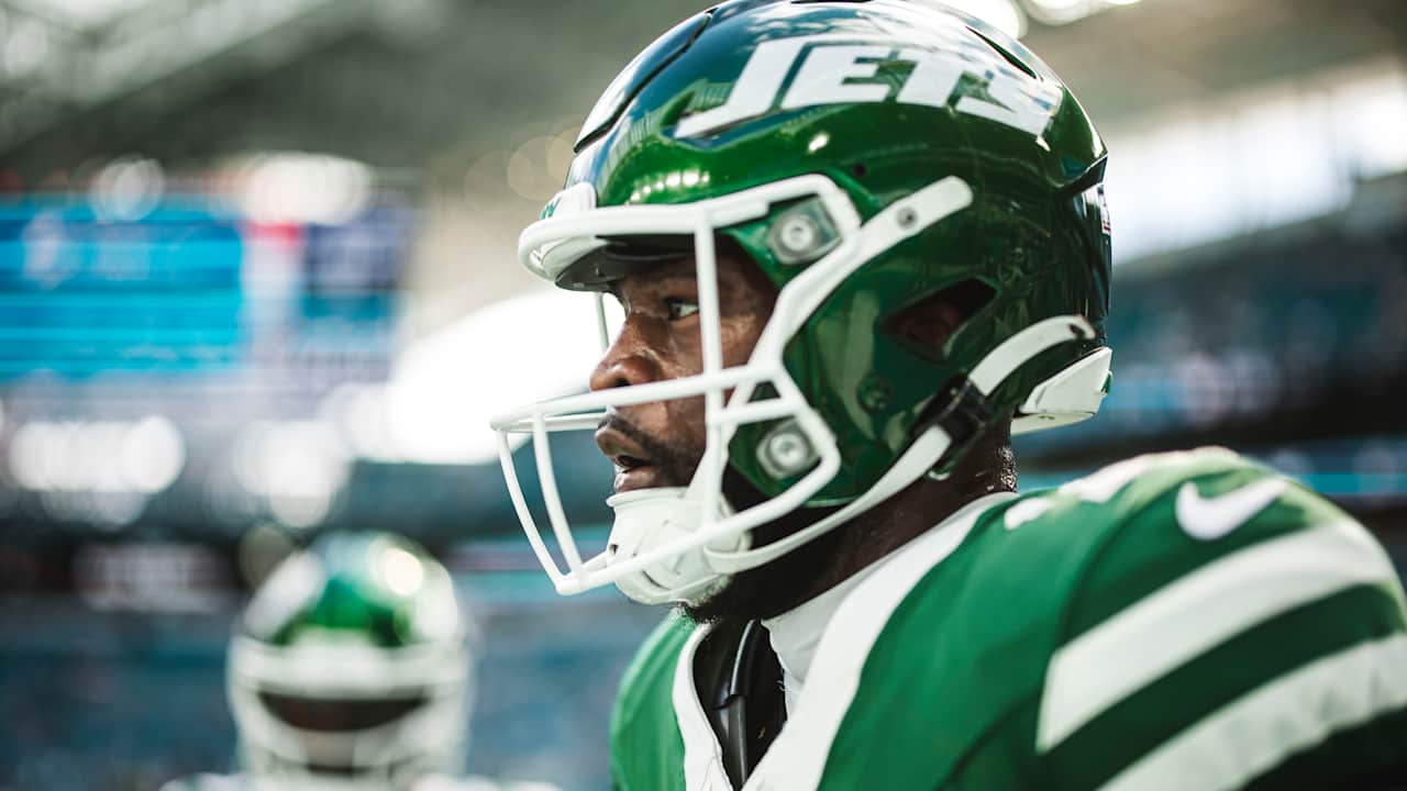 Jets Place Irvin Charles on Injured Reserve