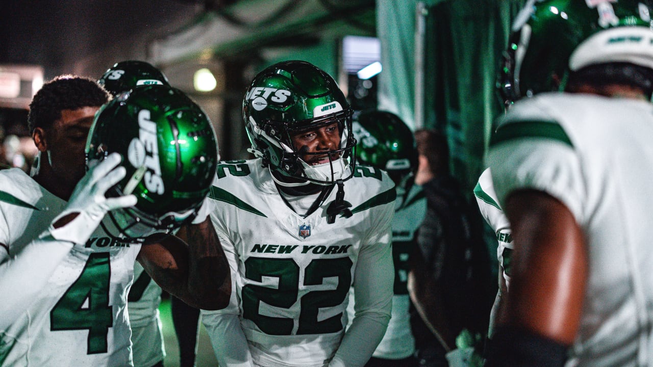 Pregame Photos | Jets vs. Chargers on Monday Night Football at MetLife ...