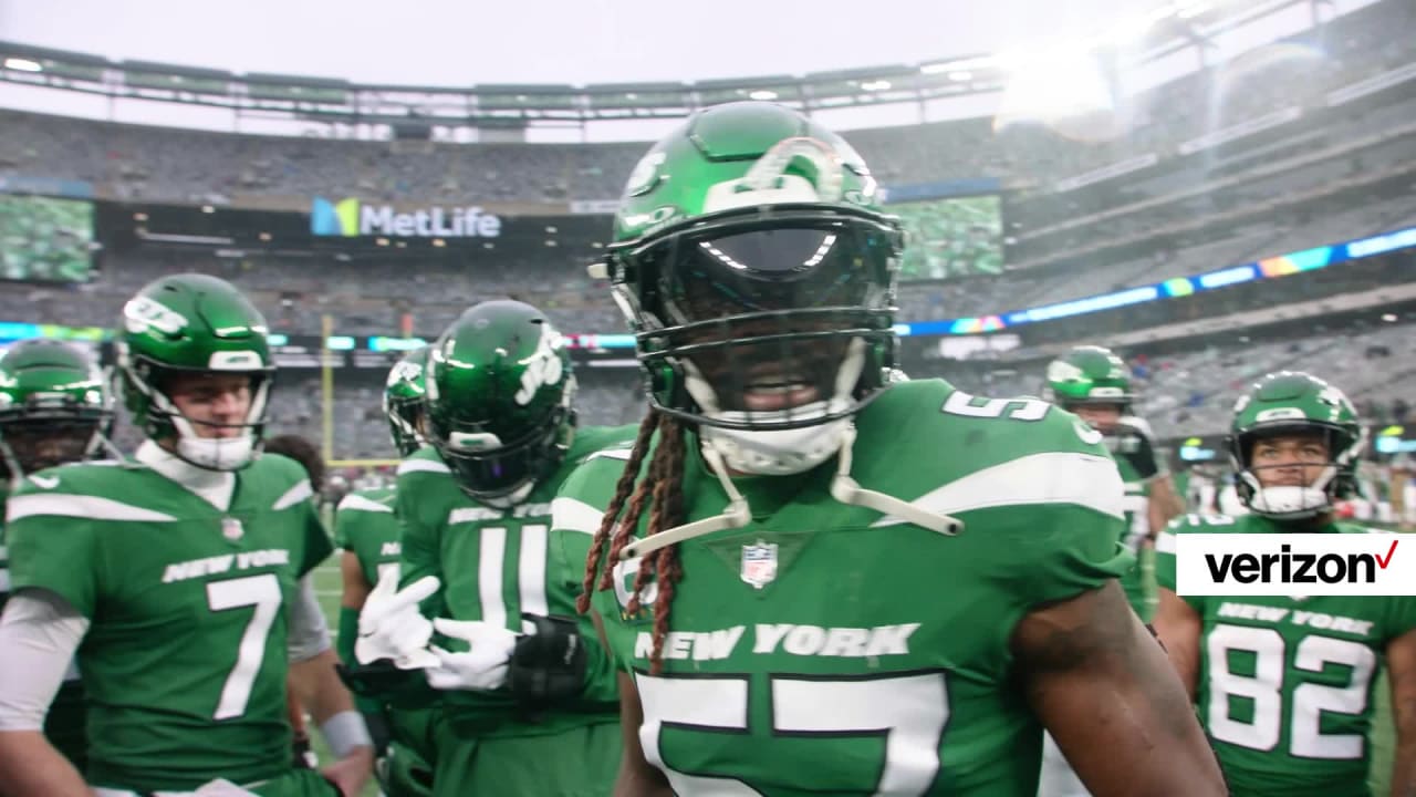 Inside the Pregame Huddle with C.J. Mosley Before the Falcons Game