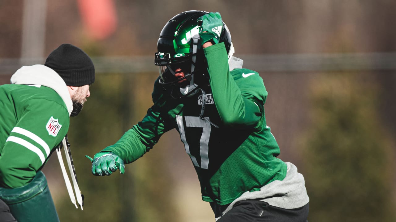 Jets Wide Receiver Garrett Wilson Brings His Skills, Youthful Optimism ...