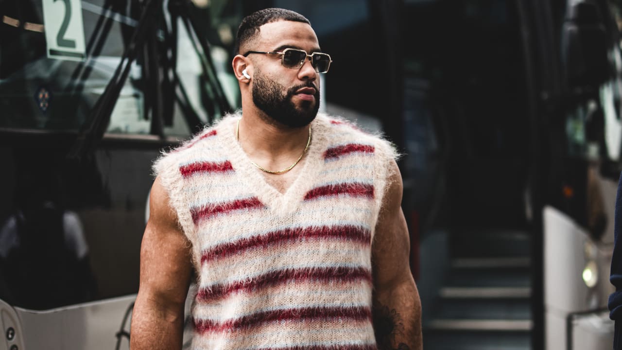 Photos | Jets Arrive at Hard Rock Stadium for Week 15 Against Miami