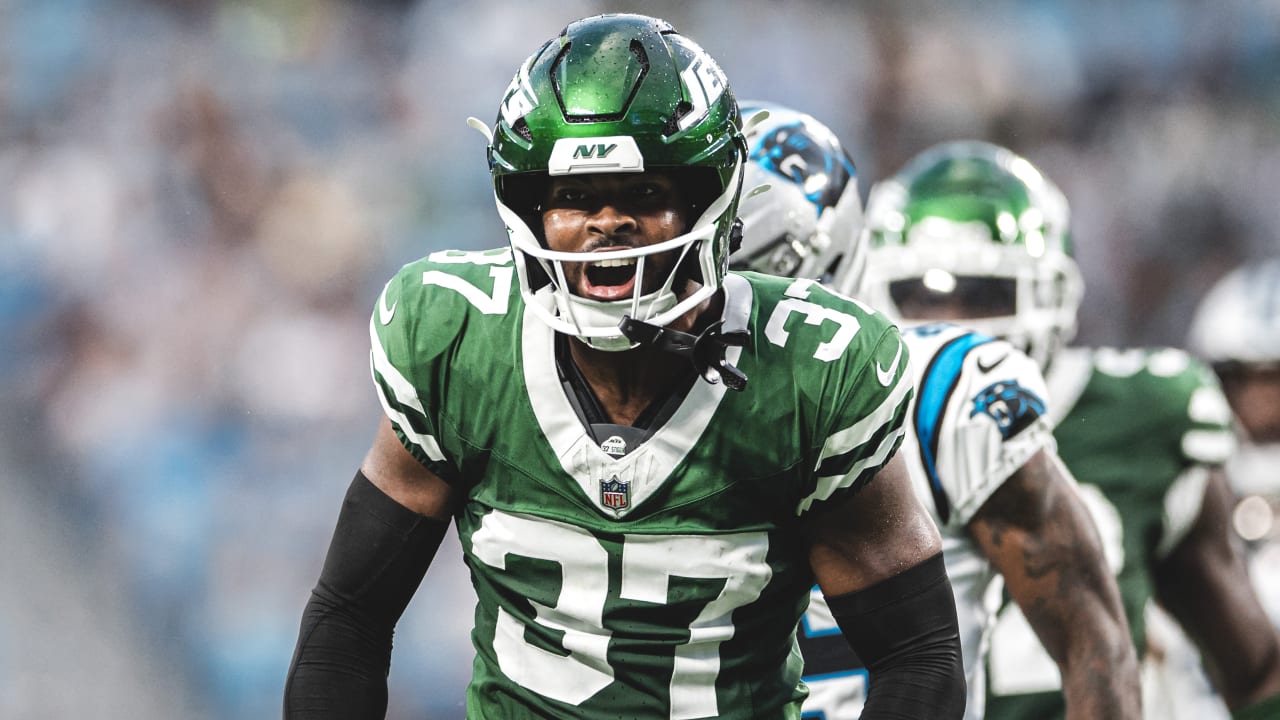 Qwan’tez Stiggers Makes the Most of His Opportunities at Carolina