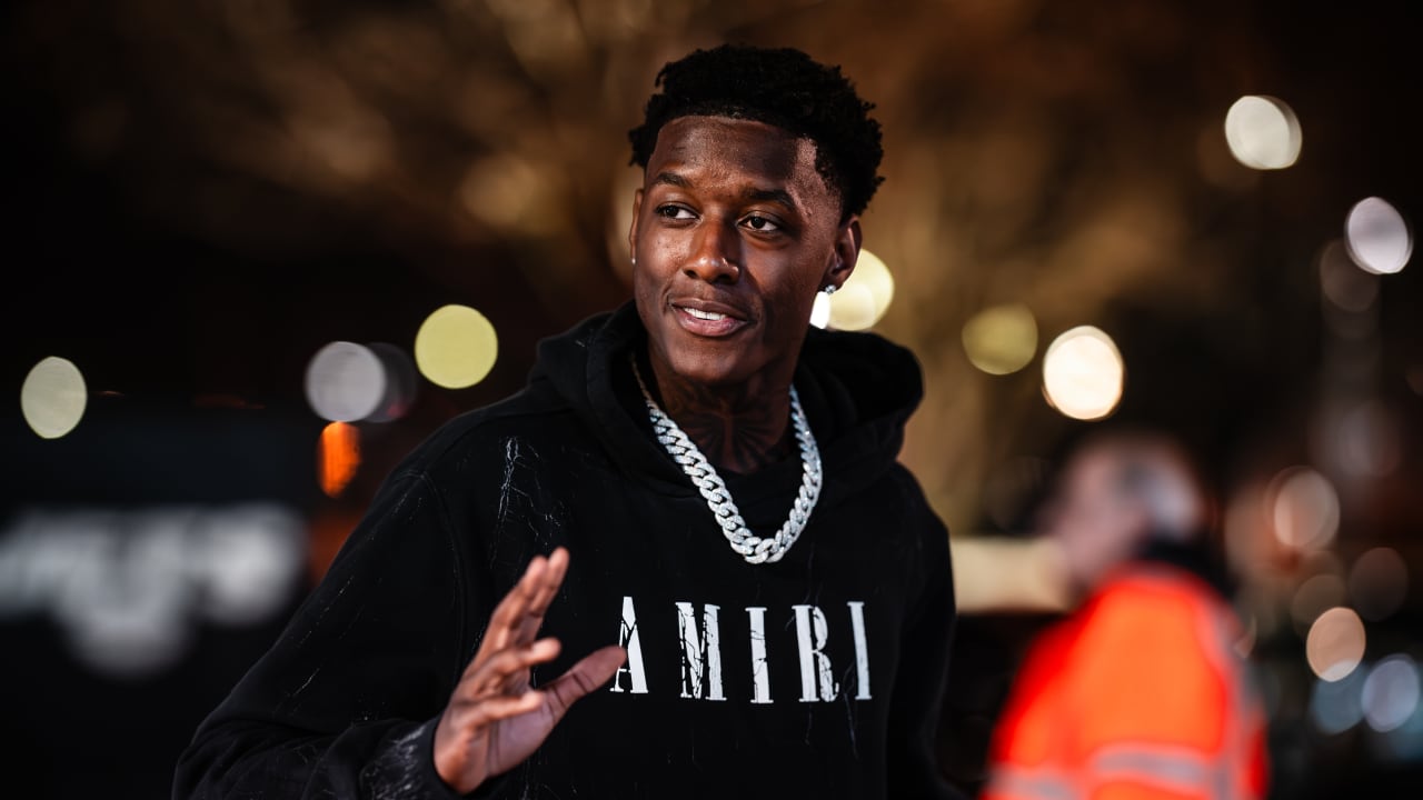 Photos | Jets Arrive at MetLife Stadium for Monday Night Football ...