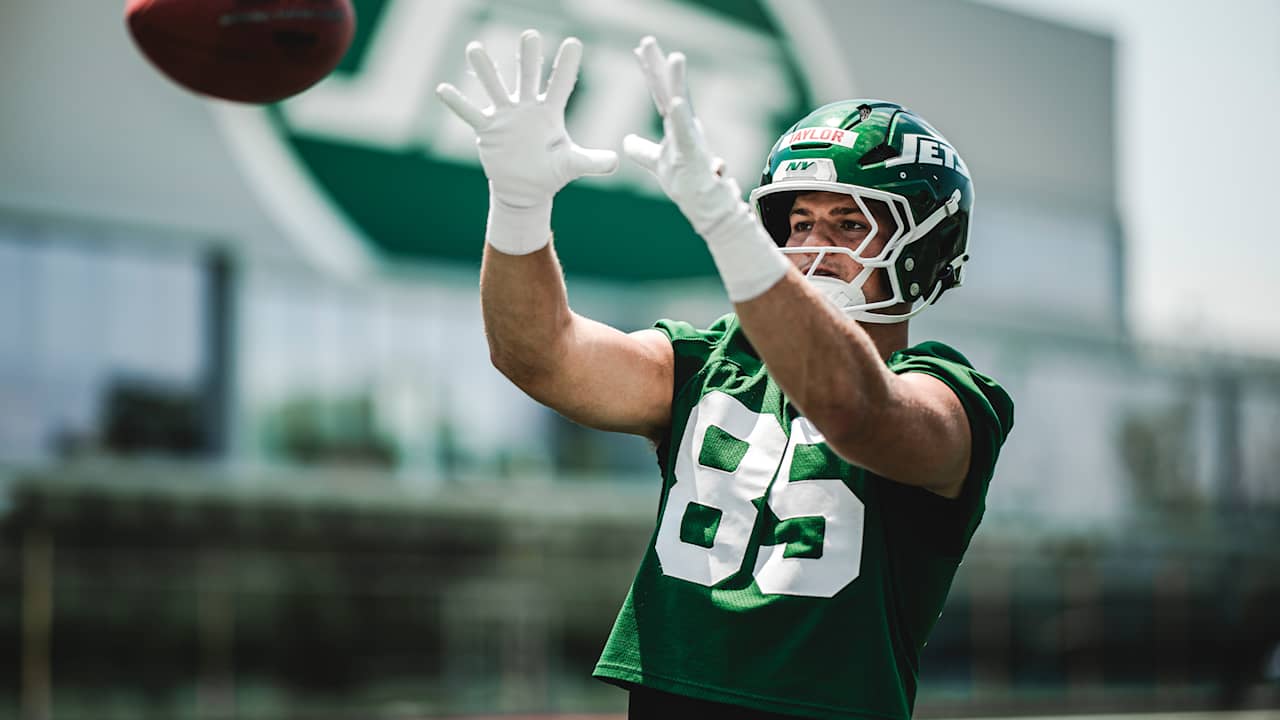 Olu Fashanu, Mason Taylor Listed as Players to Watch in ’25 By ESPN, PFF