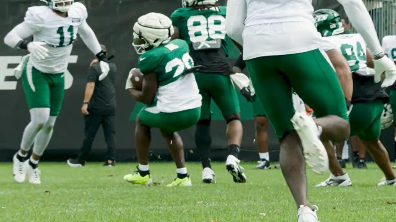 Jets Training Camp Highlight | Breece Hall Spin Move