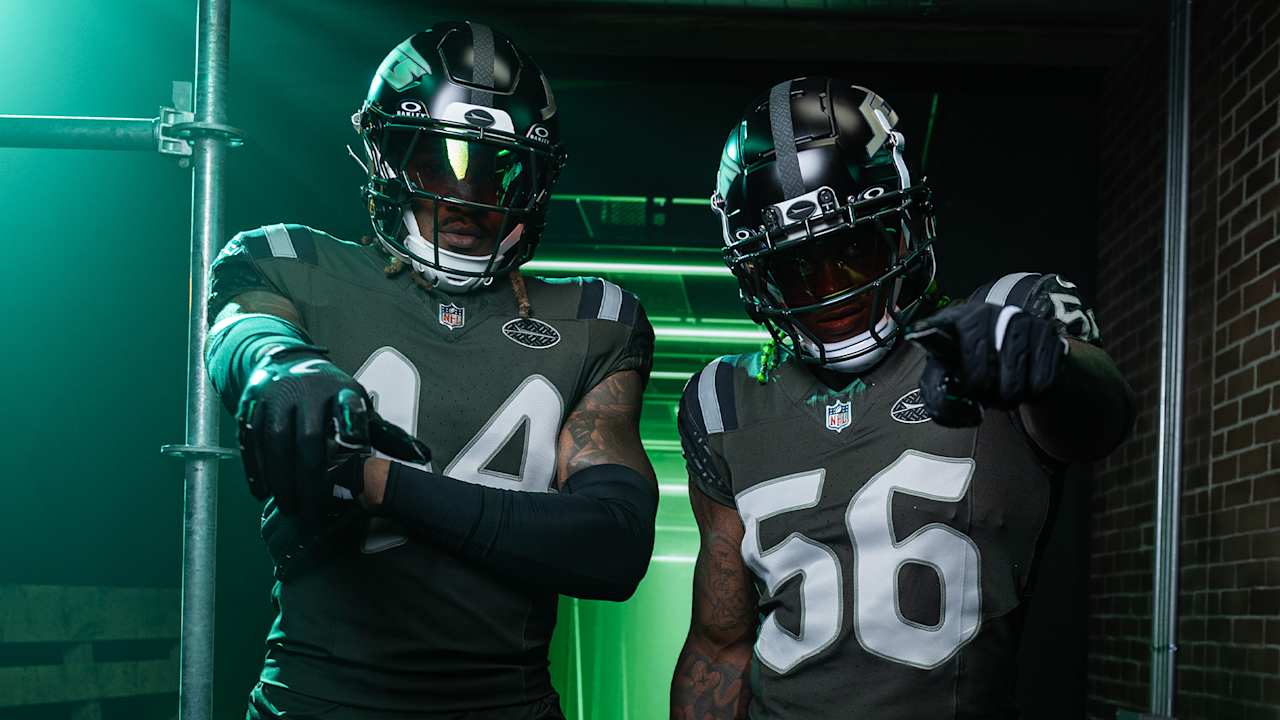 Gallery | Jets Gotham City Football Rivalries Uniform Photos