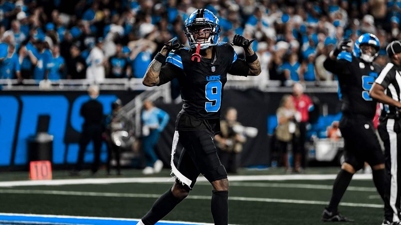 HIGHLIGHT: 70-yard TD! Williams scorches Seahawks on scoring dash