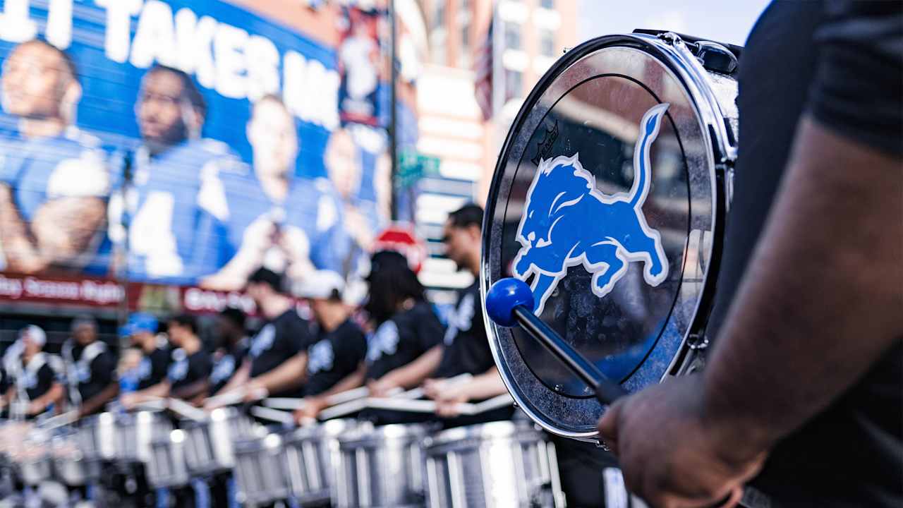 Lions vs. Rams: Honolulu Boom photos