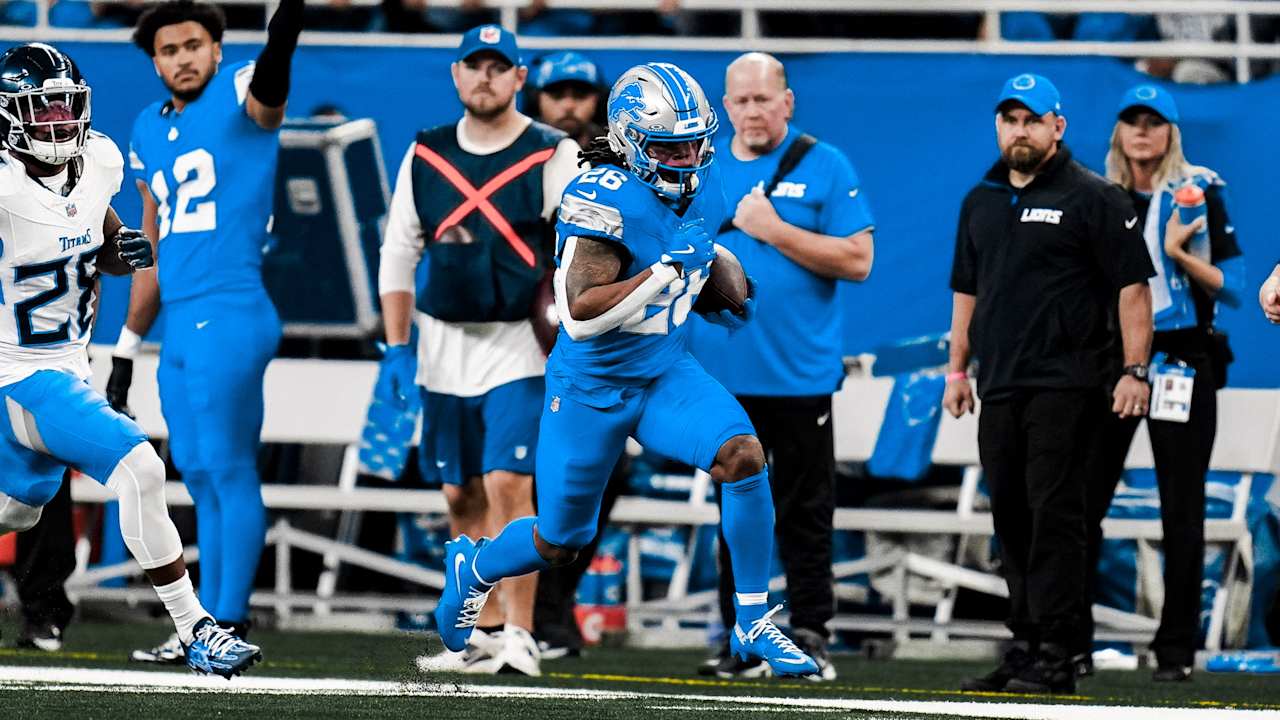 HIGHLIGHT: 70-yard TD! Gibbs sprints past Titans for quick six