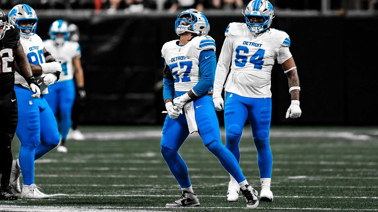 HIGHLIGHT: Lynn pounces on Jones for an 11-yard sack