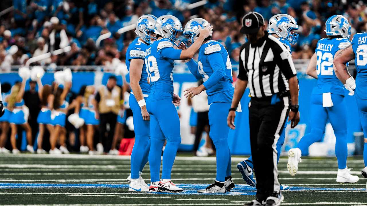 HIGHLIGHT: Bates hits 58-yard field goal before halftime