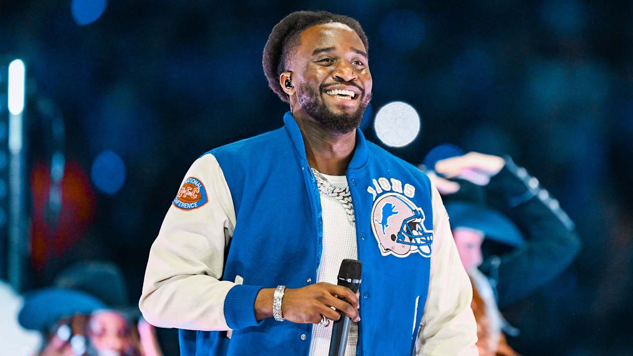 Shaboozey | Thanksgiving Day Classic Halftime Show photos
